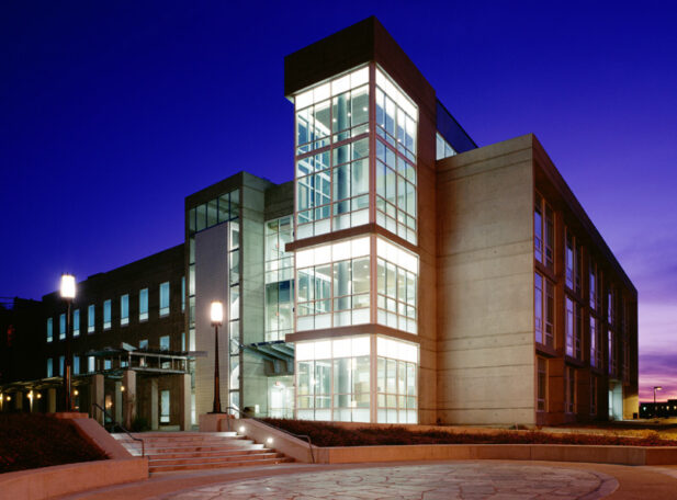 UC Irvine Sprague Hall Biomedical Laboratory Building | EHDD ...